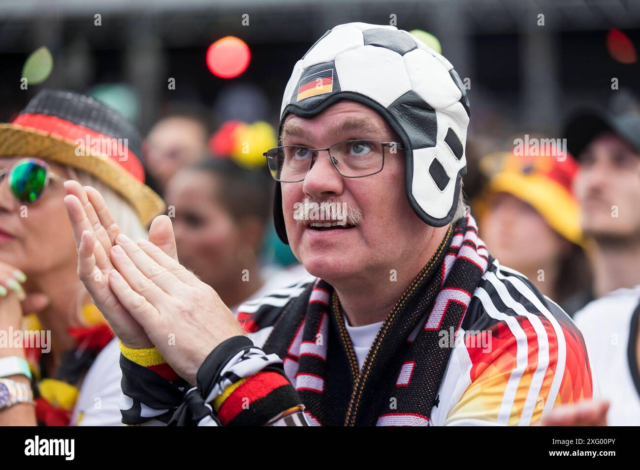 Fussball EM, Fanzone am Brandenburger Tor, Berlin, 05.07.2024 ...