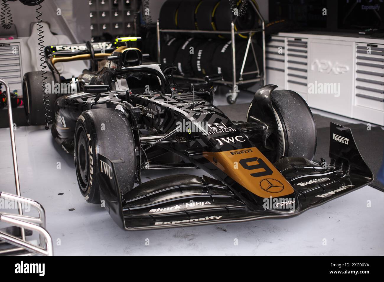 09 APX GP Modified F2 car prepared by Mercedes Applied Science and ...