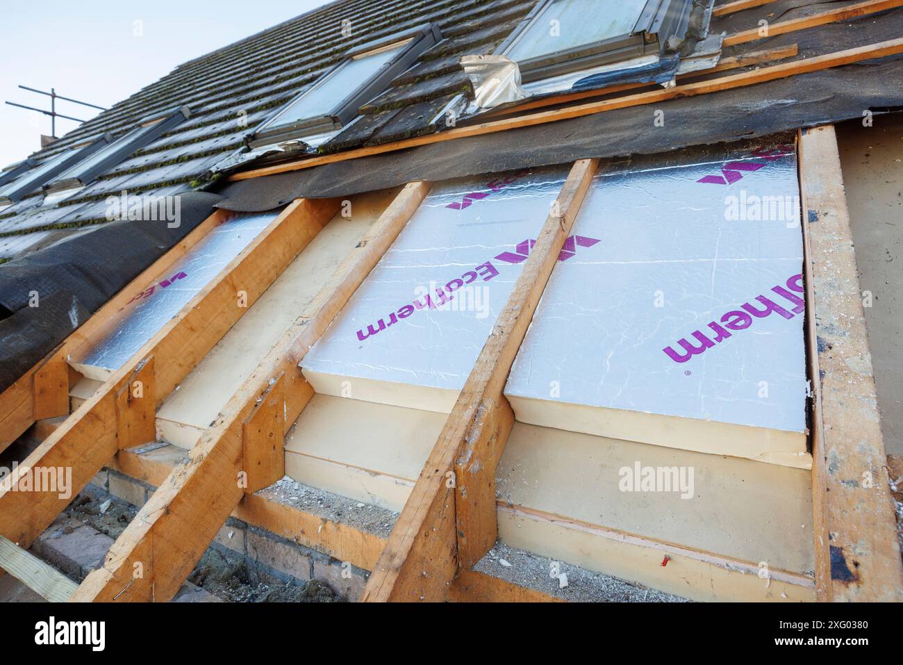 Insulation house uk hi-res stock photography and images - Alamy