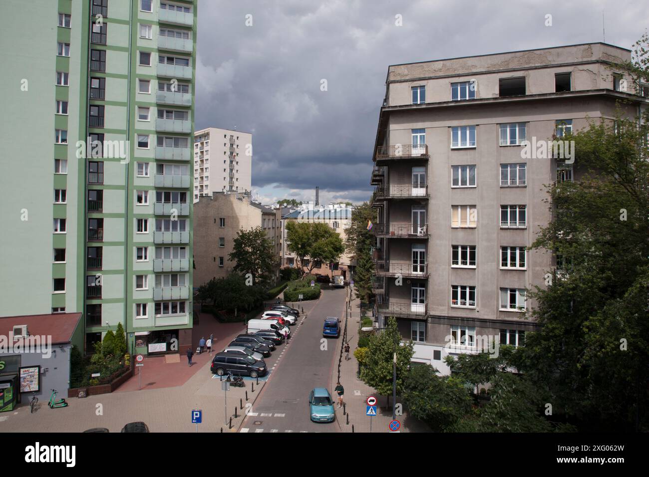 Communist block housing hi-res stock photography and images - Alamy