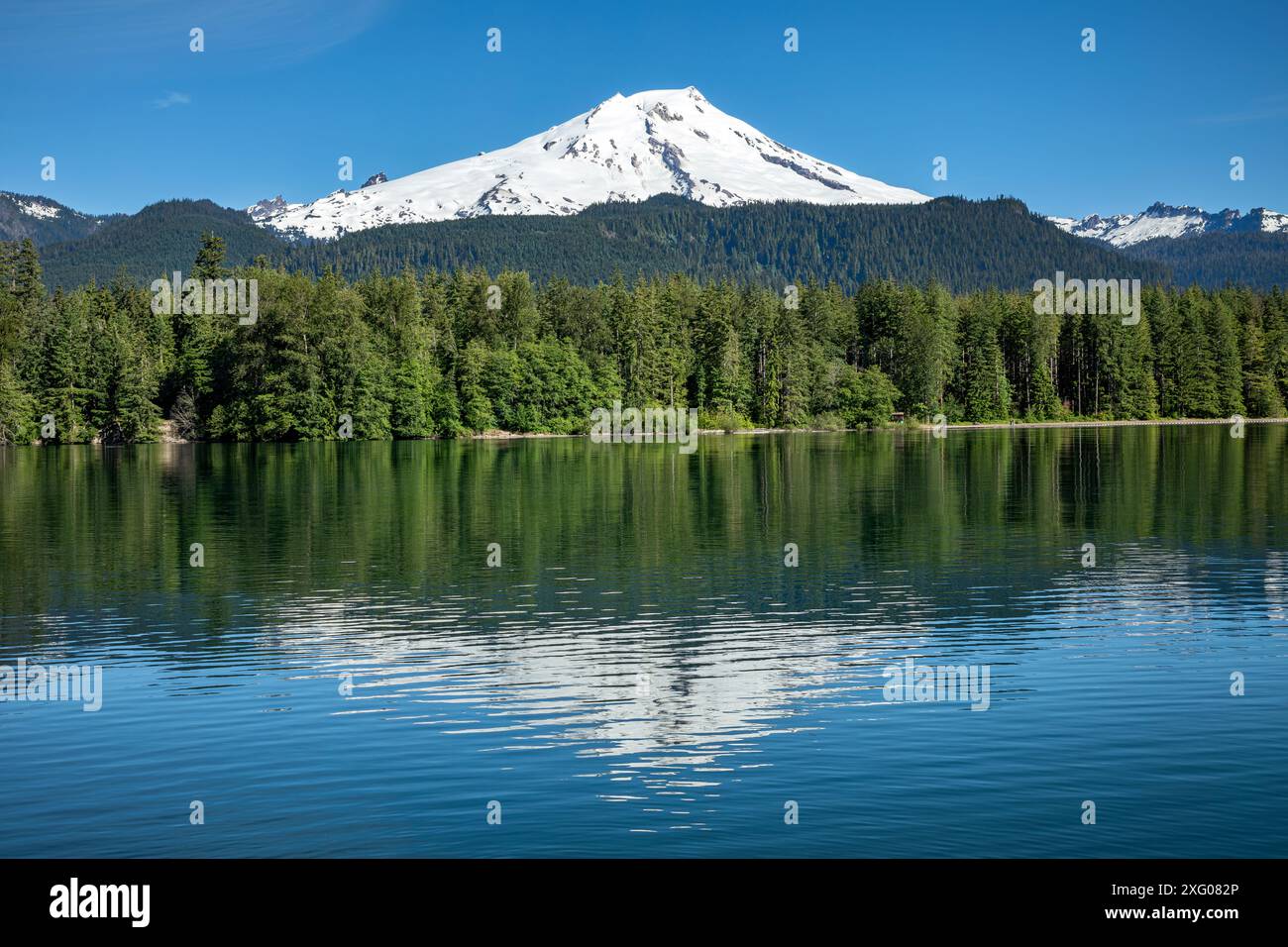 Anderson lake hi-res stock photography and images - Alamy