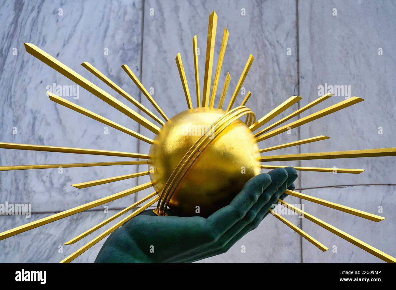 Detroit michigan spirit detroit statue hi-res stock photography and ...