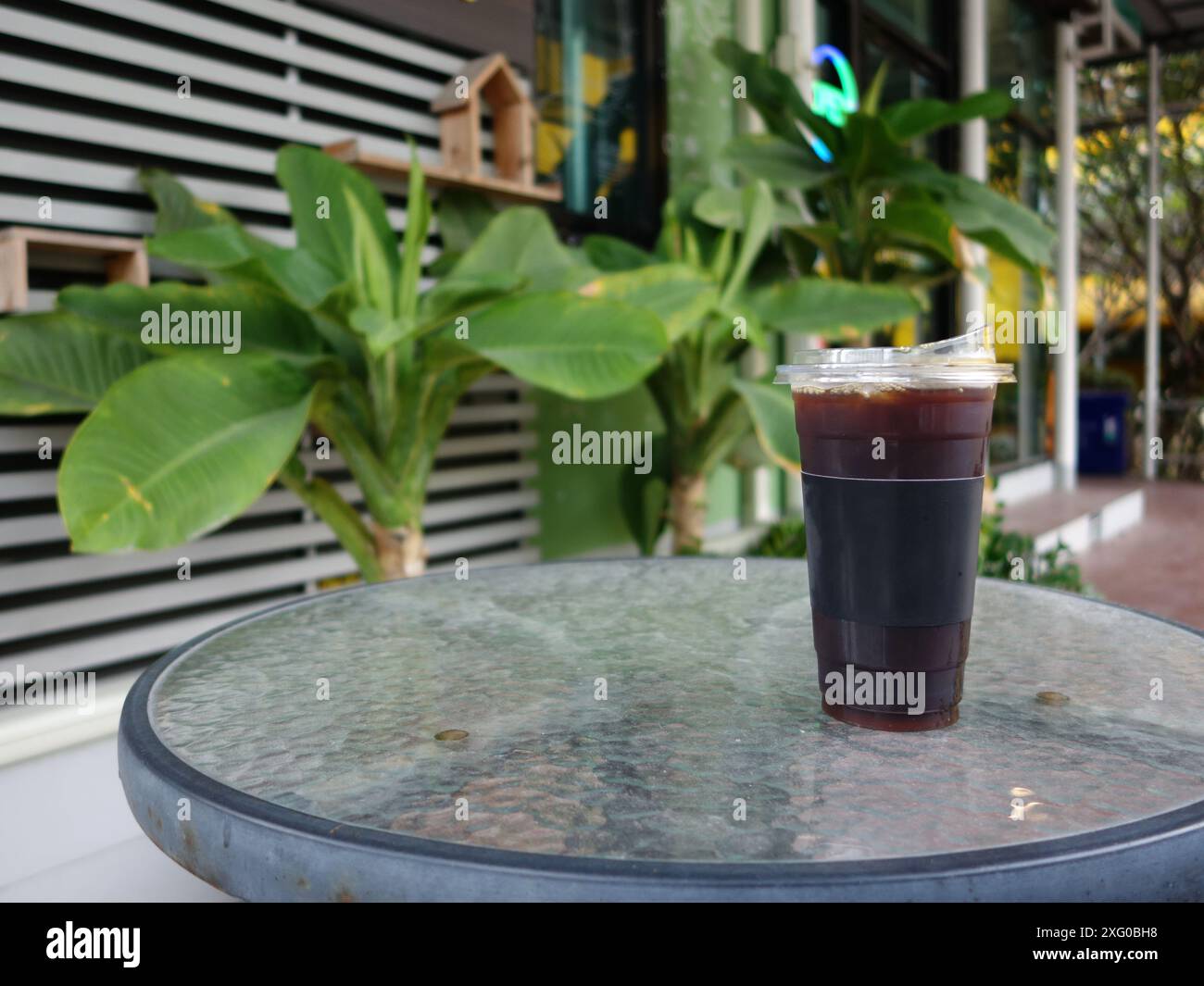 Iced coffee that looks great and tastes delicious Stock Photo - Alamy