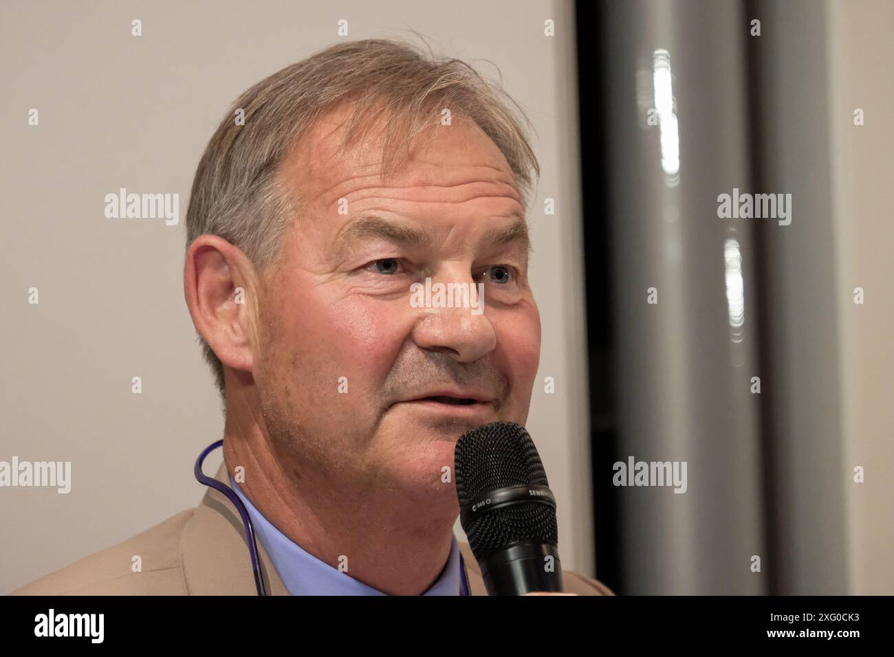 Rupert lowe mp hi-res stock photography and images - Alamy