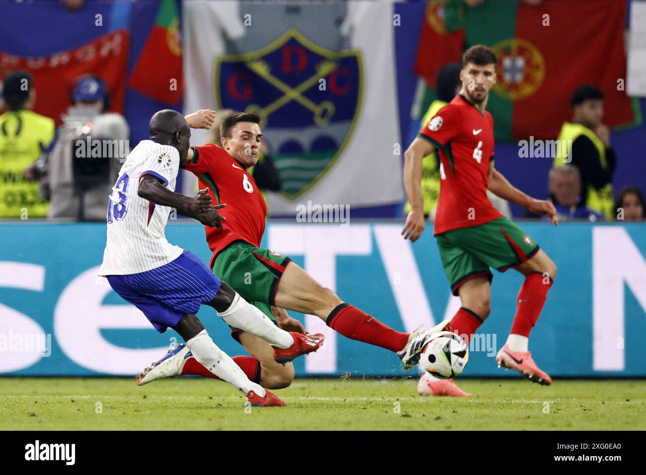 HAMBURG - (l-r) N'Golo Kante of France, Joao Palhinha of Portugal ...