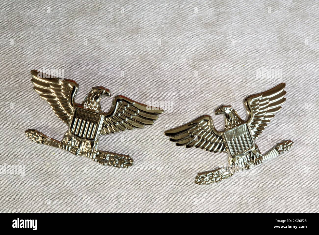 Us navy rank insignia hi-res stock photography and images - Alamy