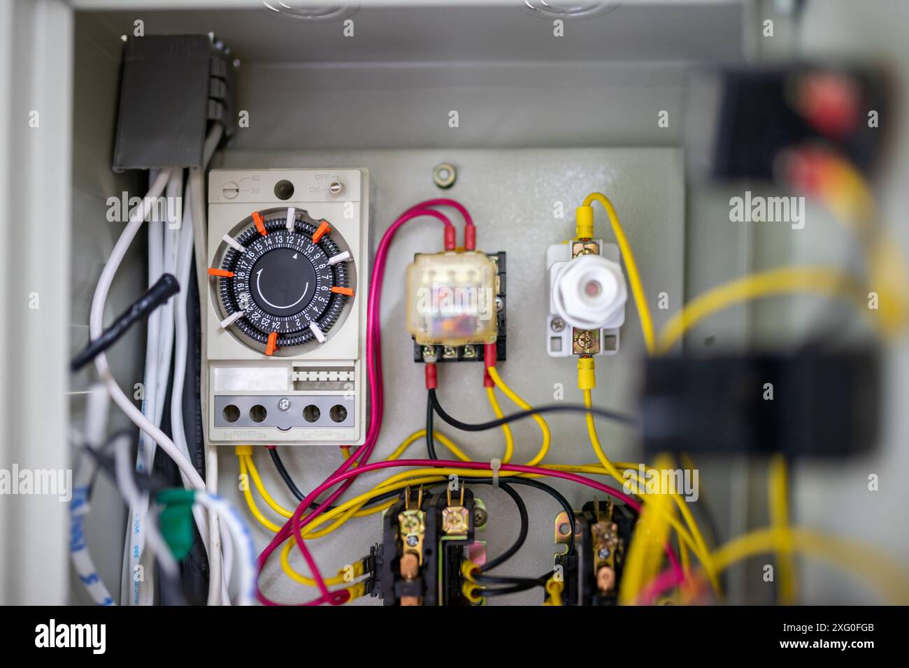 Plug switch timer hi-res stock photography and images - Alamy