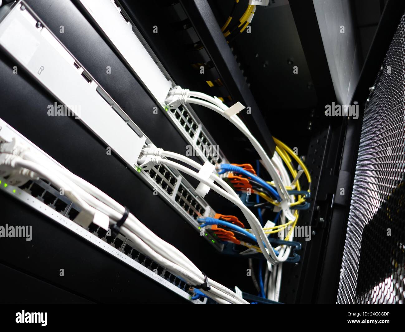 centralized connection to server and router/gateway for users to access ...