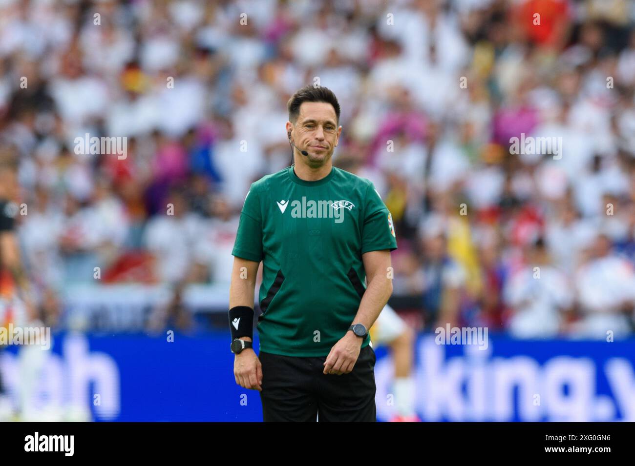 Gary beswick hi-res stock photography and images - Alamy