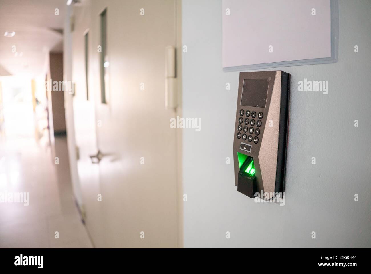 Cutting edge security hi-res stock photography and images - Alamy