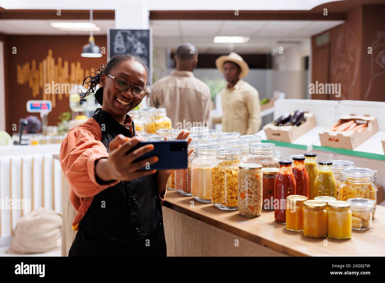 Black-owned eco store promotes sustainable, fresh products in a video ...