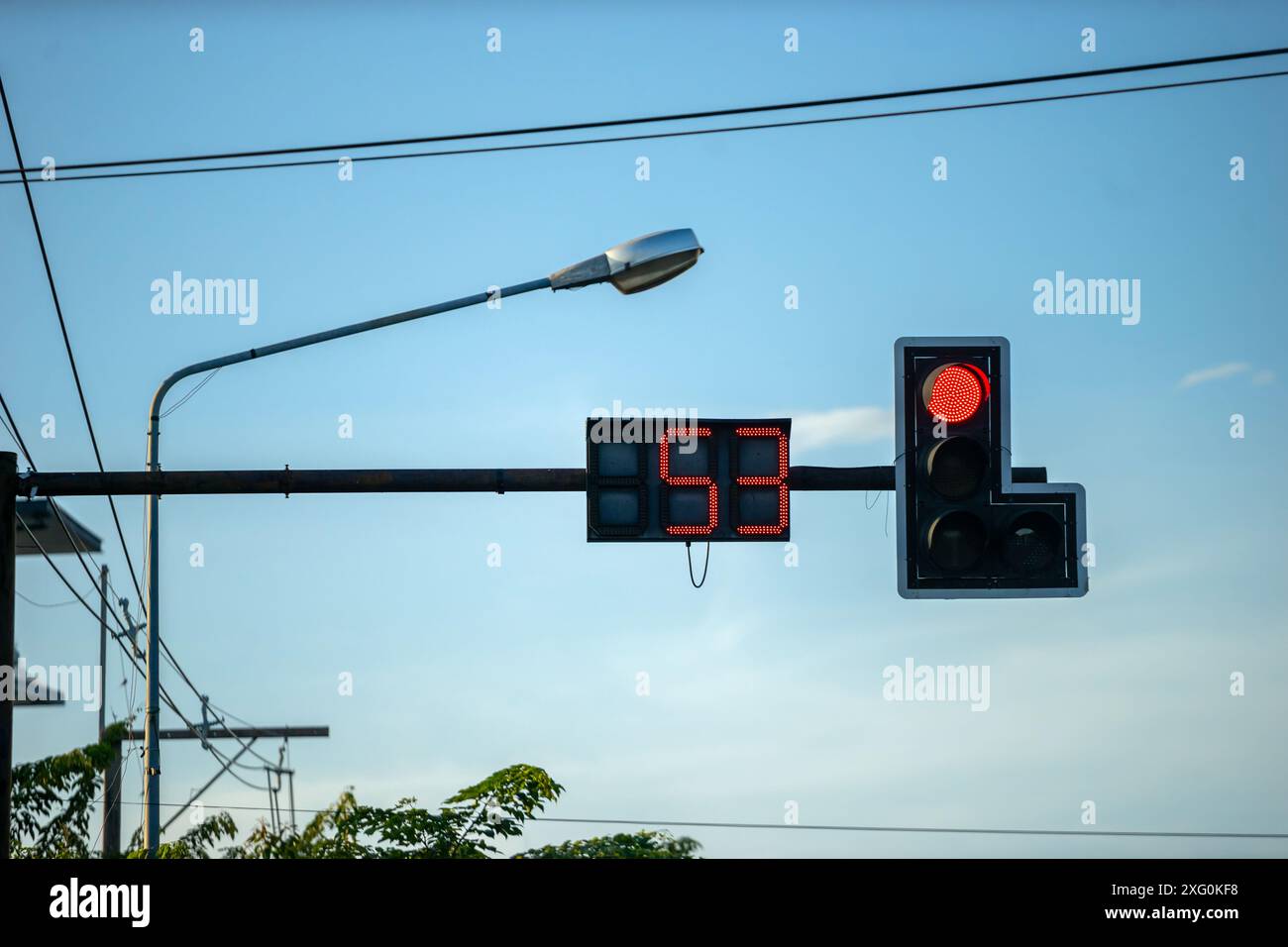 Traffic red light stop signal Stock Photo - Alamy