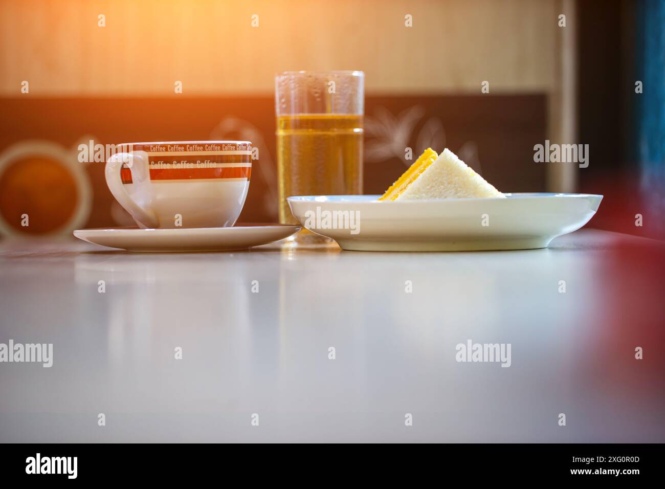 Iced coffee that looks great and tastes delicious Stock Photo - Alamy