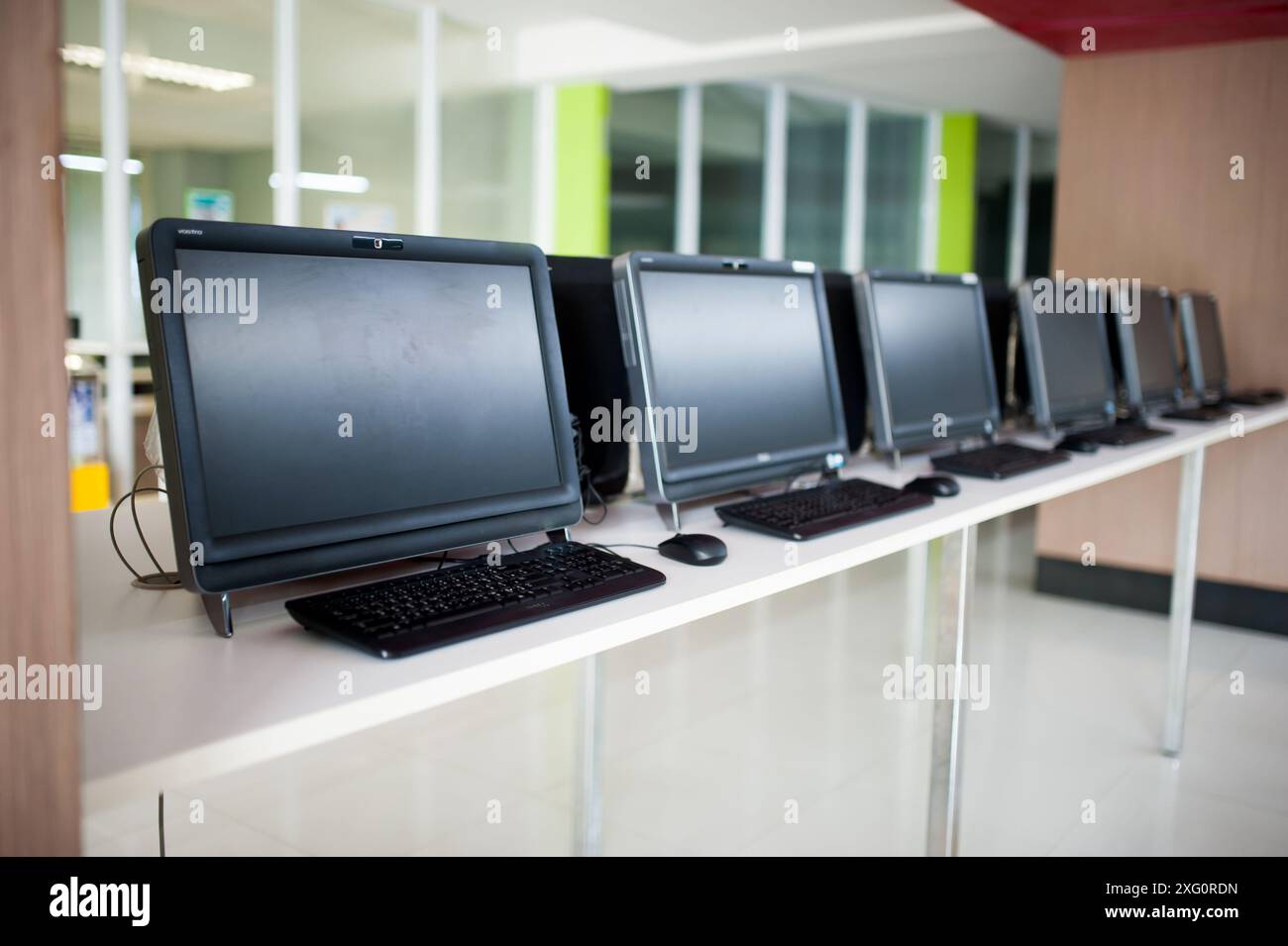 Computer Lab in technology center area Stock Photo - Alamy