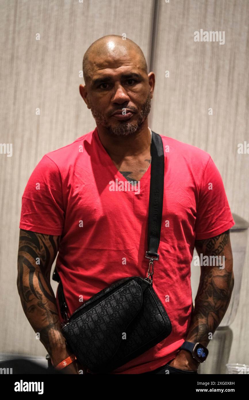 Ontario, California, USA. 5th July, 2024. Hall of fame boxer and now ...