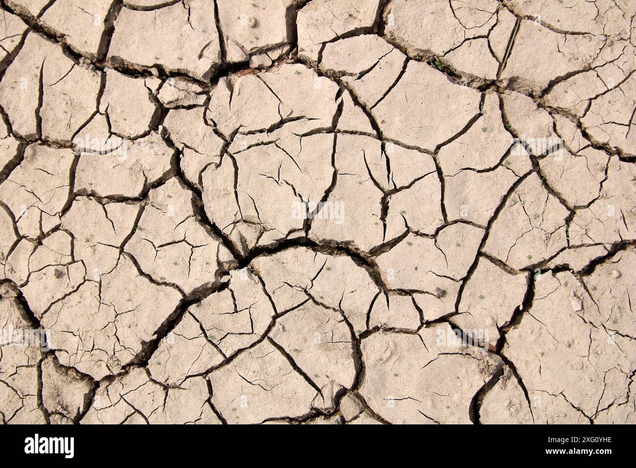 Phenomenon of water scarcity hi-res stock photography and images - Alamy