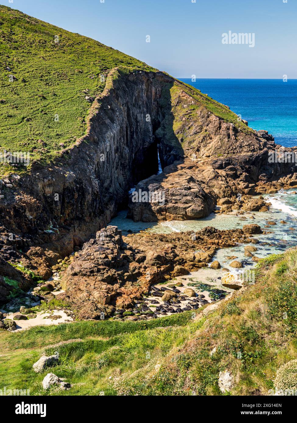 Celtic Sea Coast and cliffs in Nanjizal Beach, Cornwall, England, UK ...