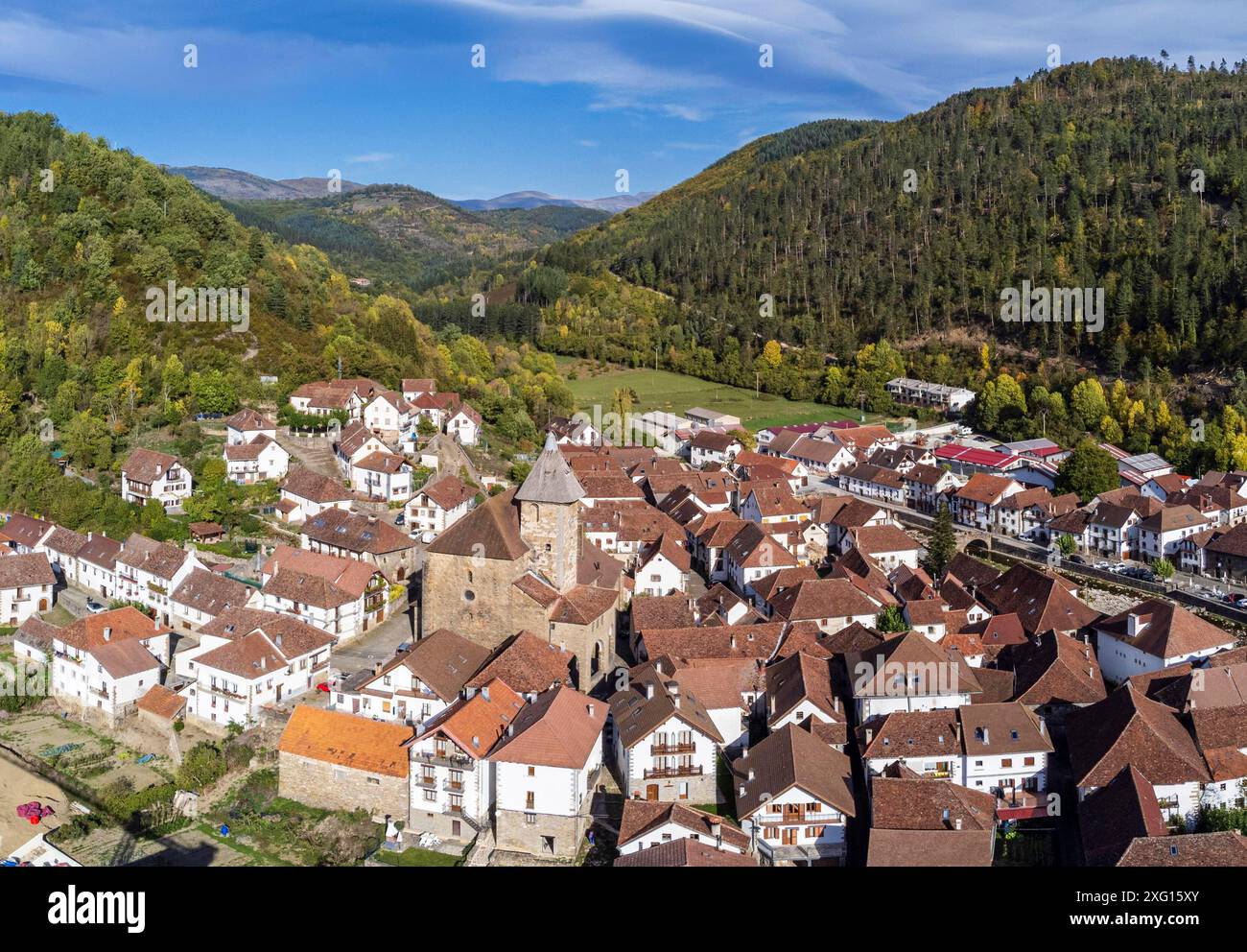 Ochagavía navarra salazar valley hi-res stock photography and images ...