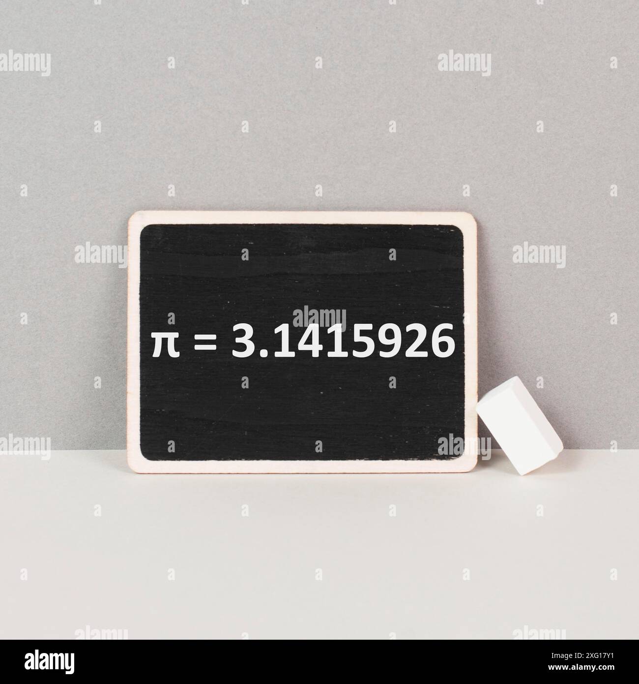 Euclidean geometry hi-res stock photography and images - Alamy