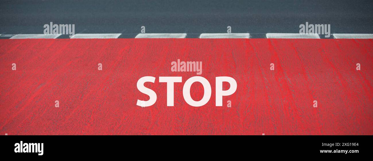 Finish sign hi-res stock photography and images - Alamy