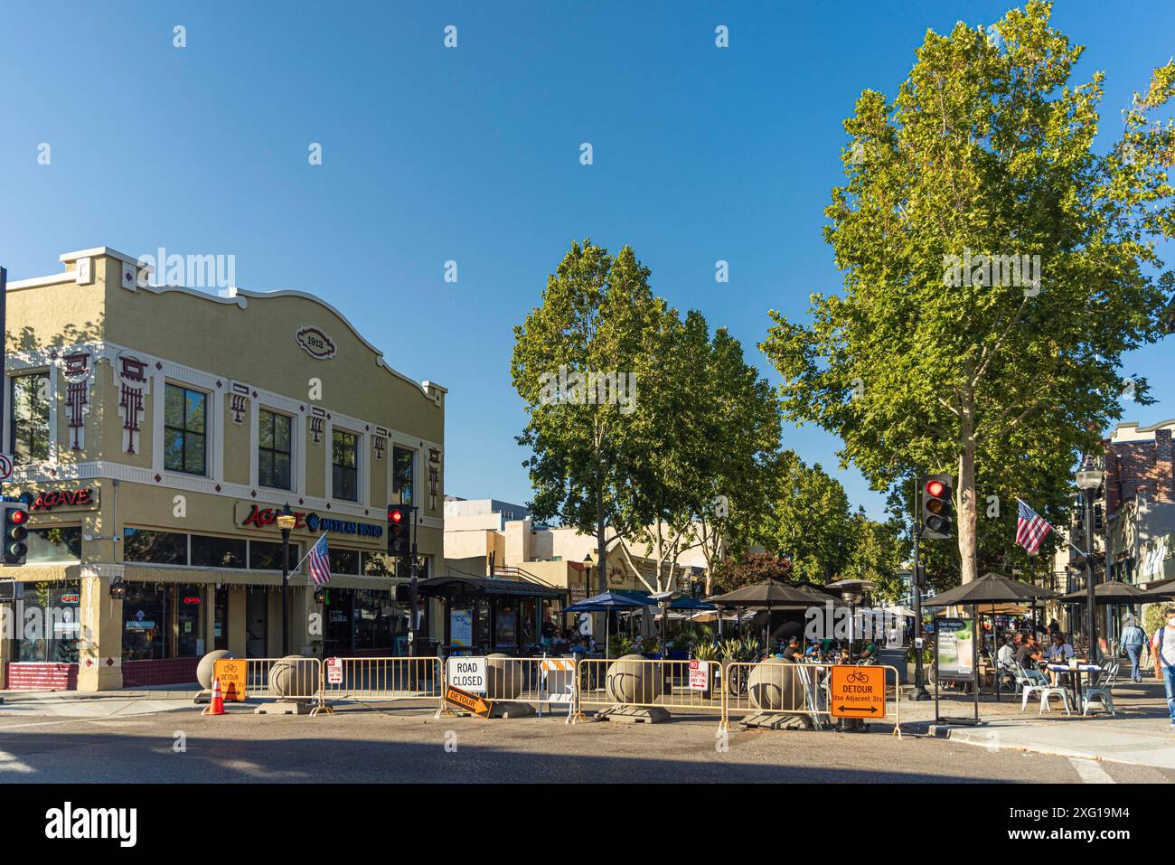 Downtown Mountain View, California, USA. Evening Sunset Stock Photo - Alamy