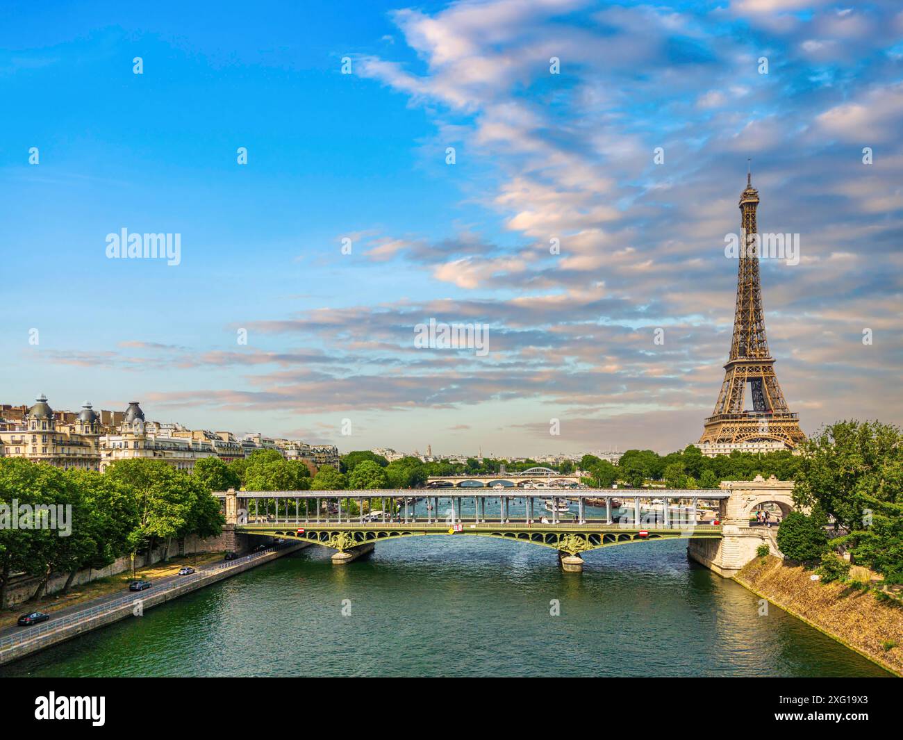 Panoramic view above historical Parisian buildings and landmarks Stock ...
