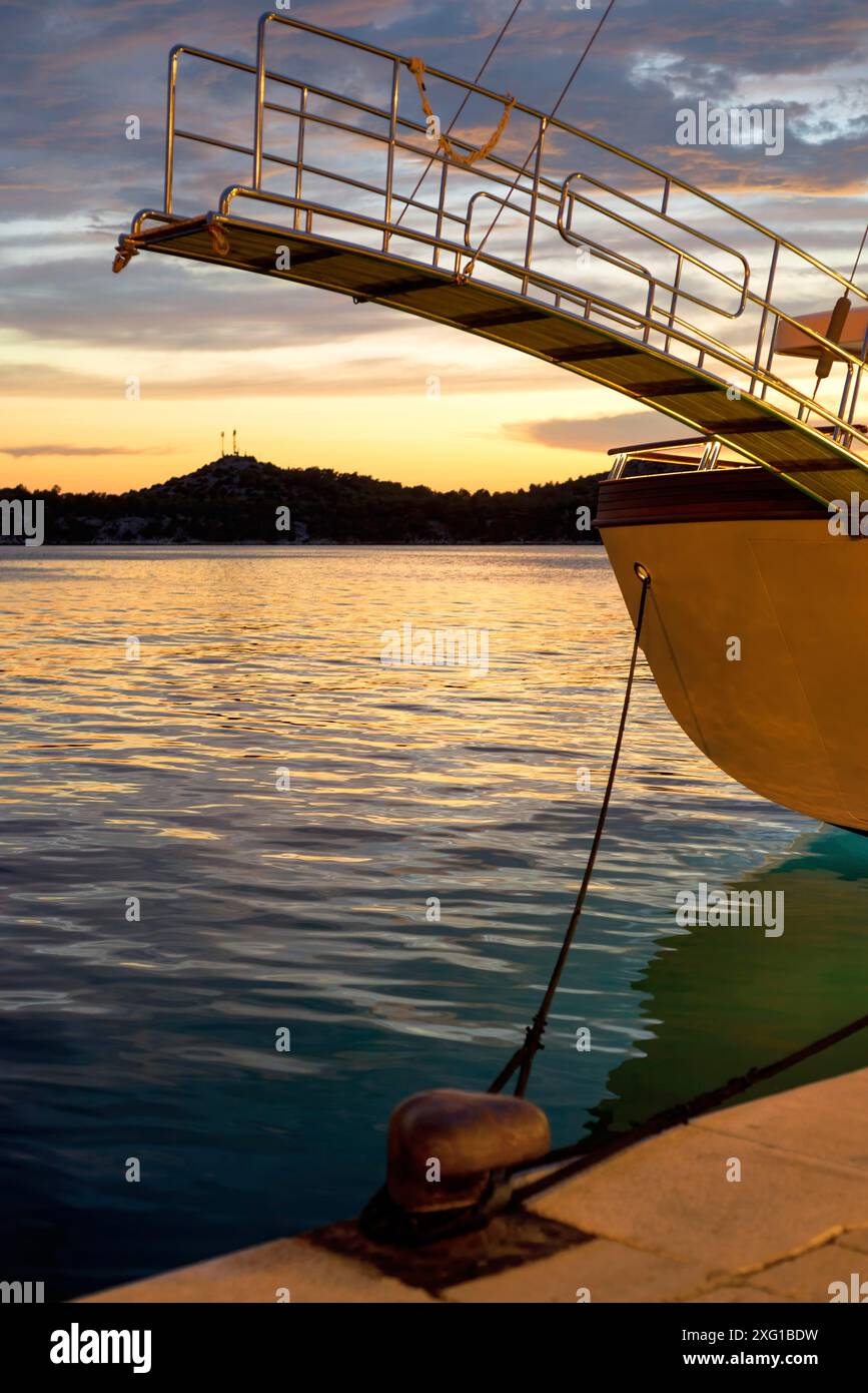 Private luxury ship hi-res stock photography and images - Alamy