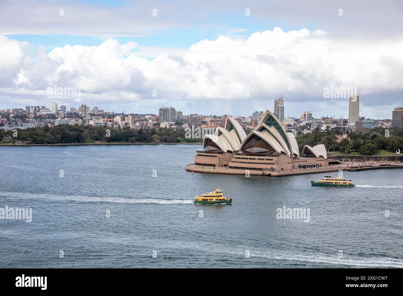 Sydney Opera House with views across Sydney harbour, Sydney ferries ...
