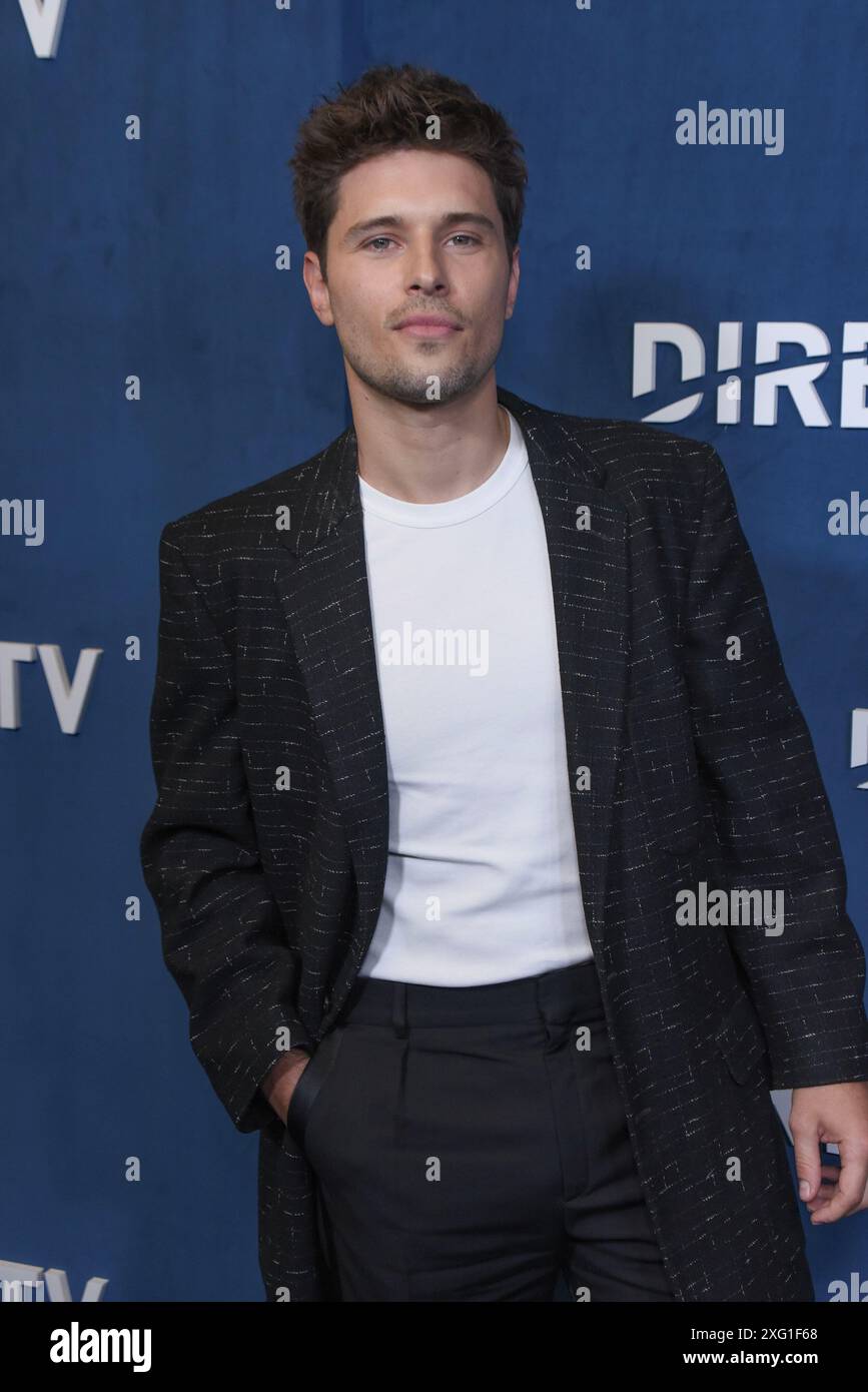 Beverly Hills, CA USA - March 10, 2024: Ronen Rubinstein attends ...