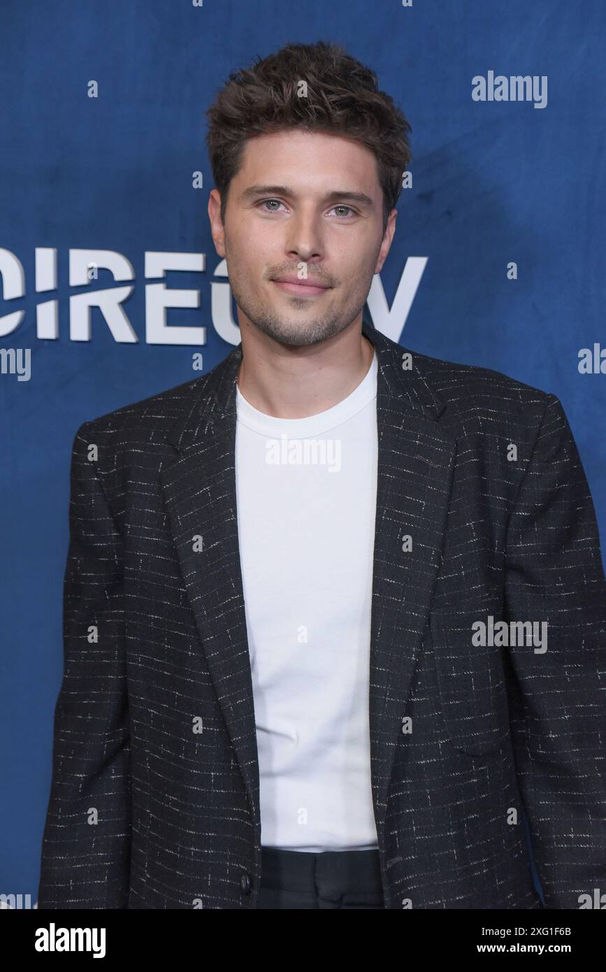 Beverly Hills, CA USA - March 10, 2024: Ronen Rubinstein attends ...