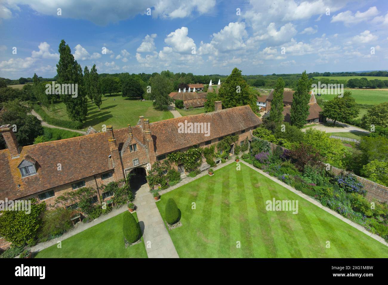 Sissinghurst Castle Garden West Range with oast house buildings in ...