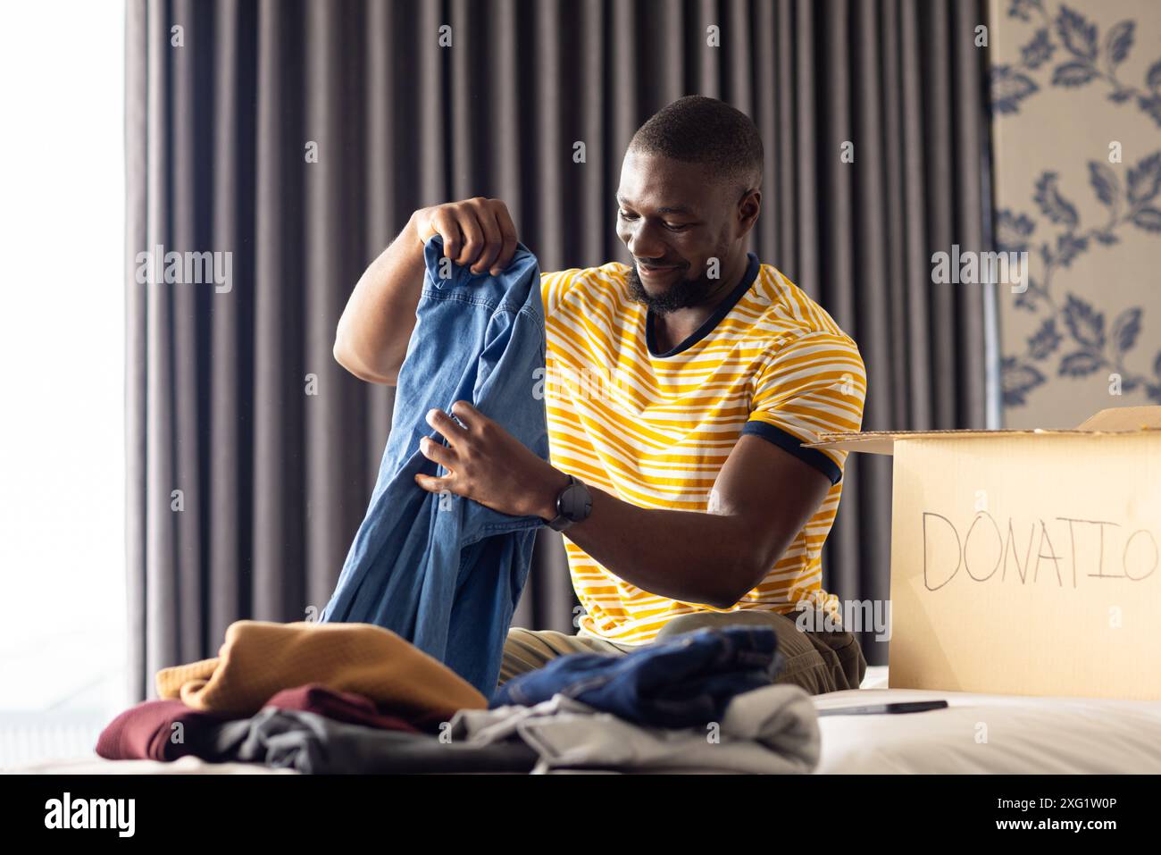 Sorting donation hi-res stock photography and images - Alamy