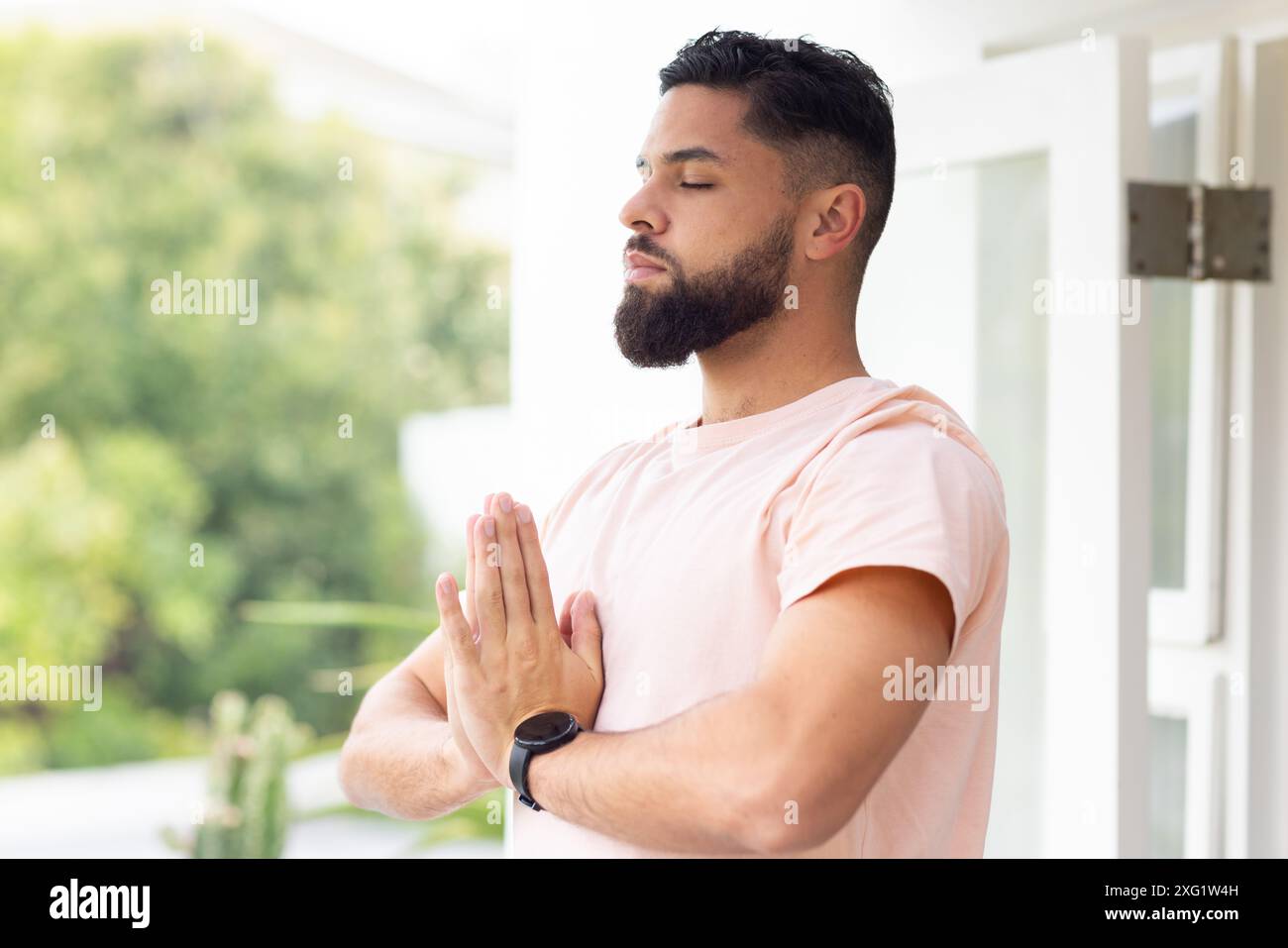 Mindfulness hands hi-res stock photography and images - Alamy