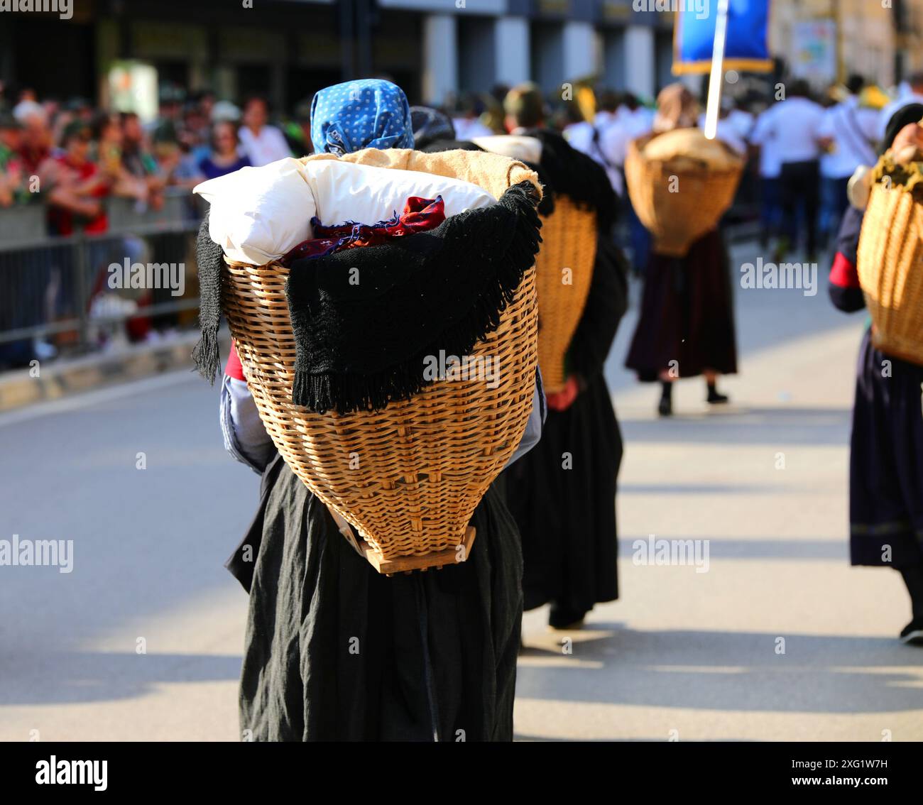 Historical reenactment with a group of Italian WW1 female partisans ...