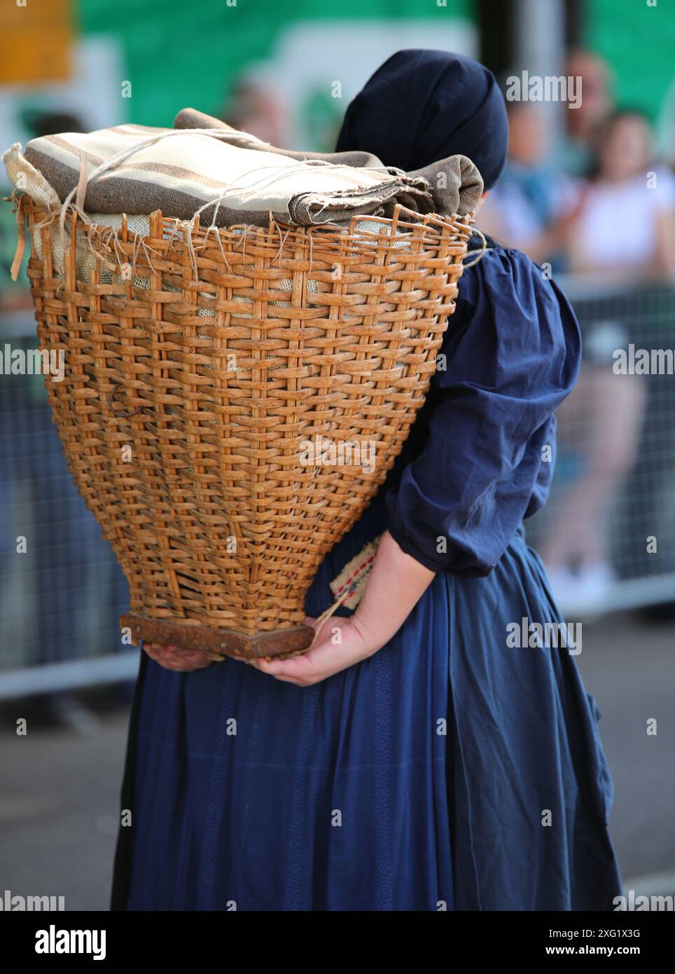 Women of the italian resistance hi-res stock photography and images - Alamy