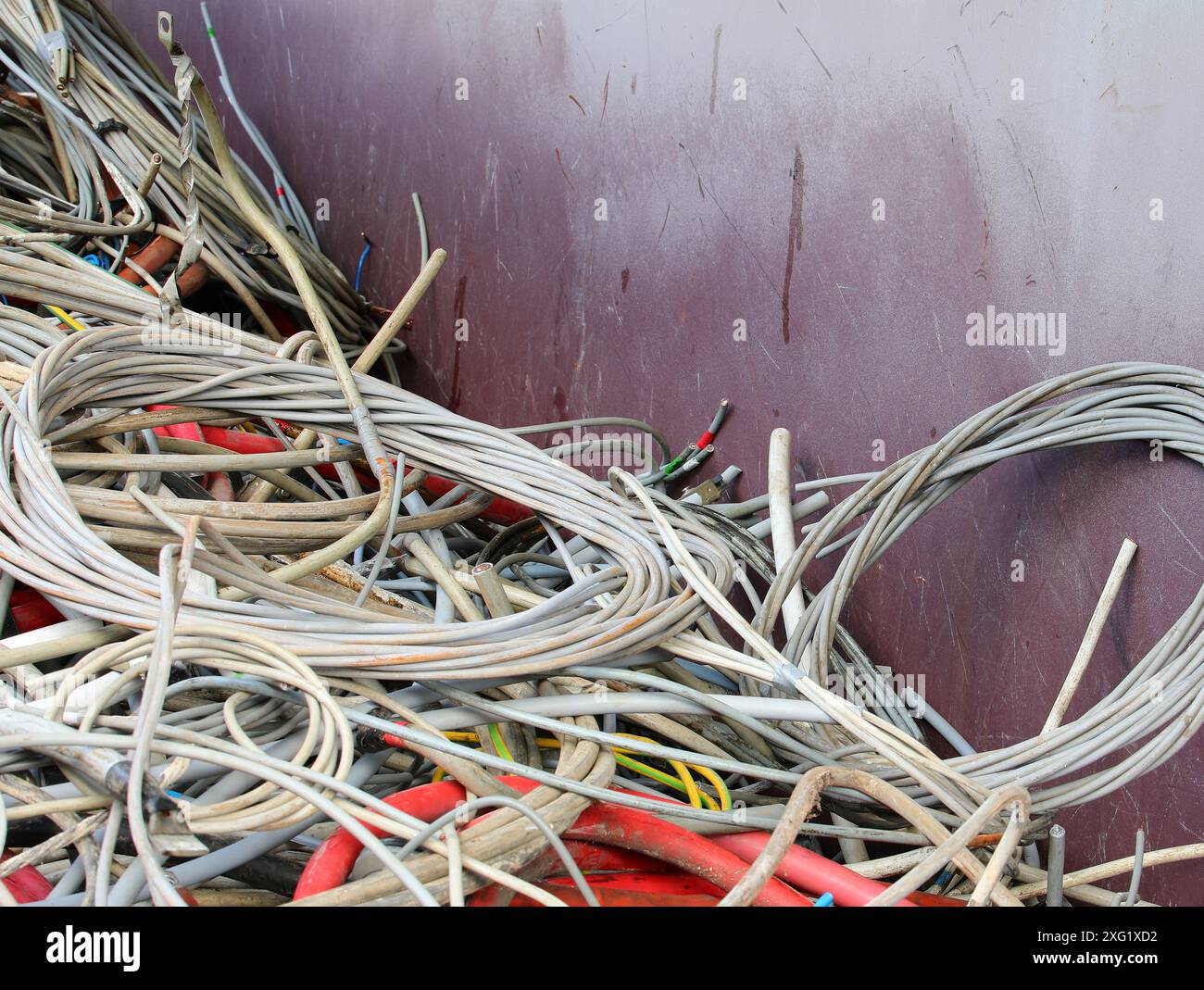 Used electrical wires recycling hi-res stock photography and images - Alamy
