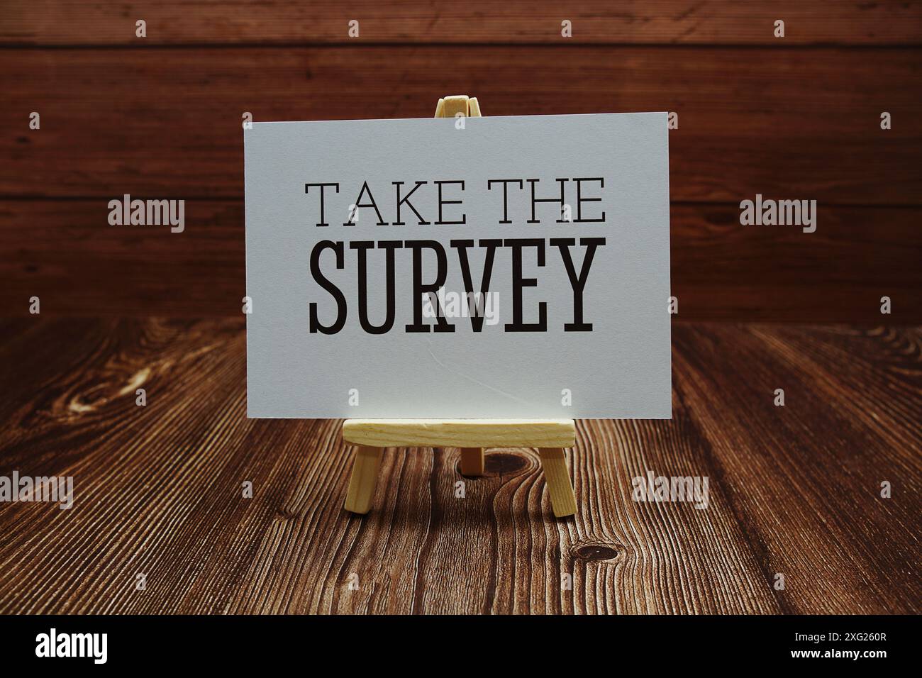 Man take paper text hi-res stock photography and images - Alamy