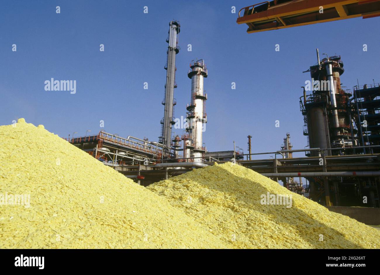 Sulphur at oil refinery. Biscay. Spain Stock Photo - Alamy