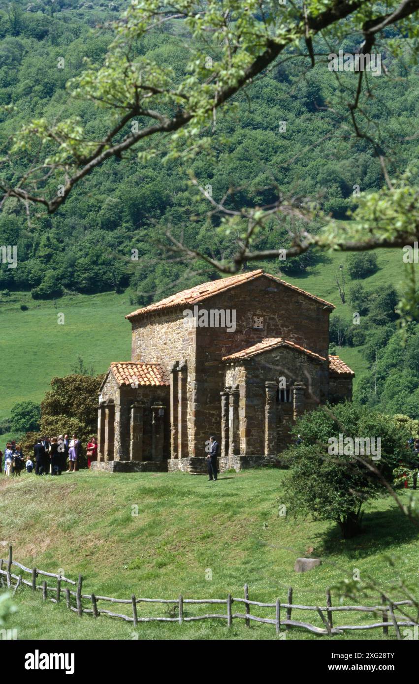 Pre romanesque architecture hi-res stock photography and images - Alamy