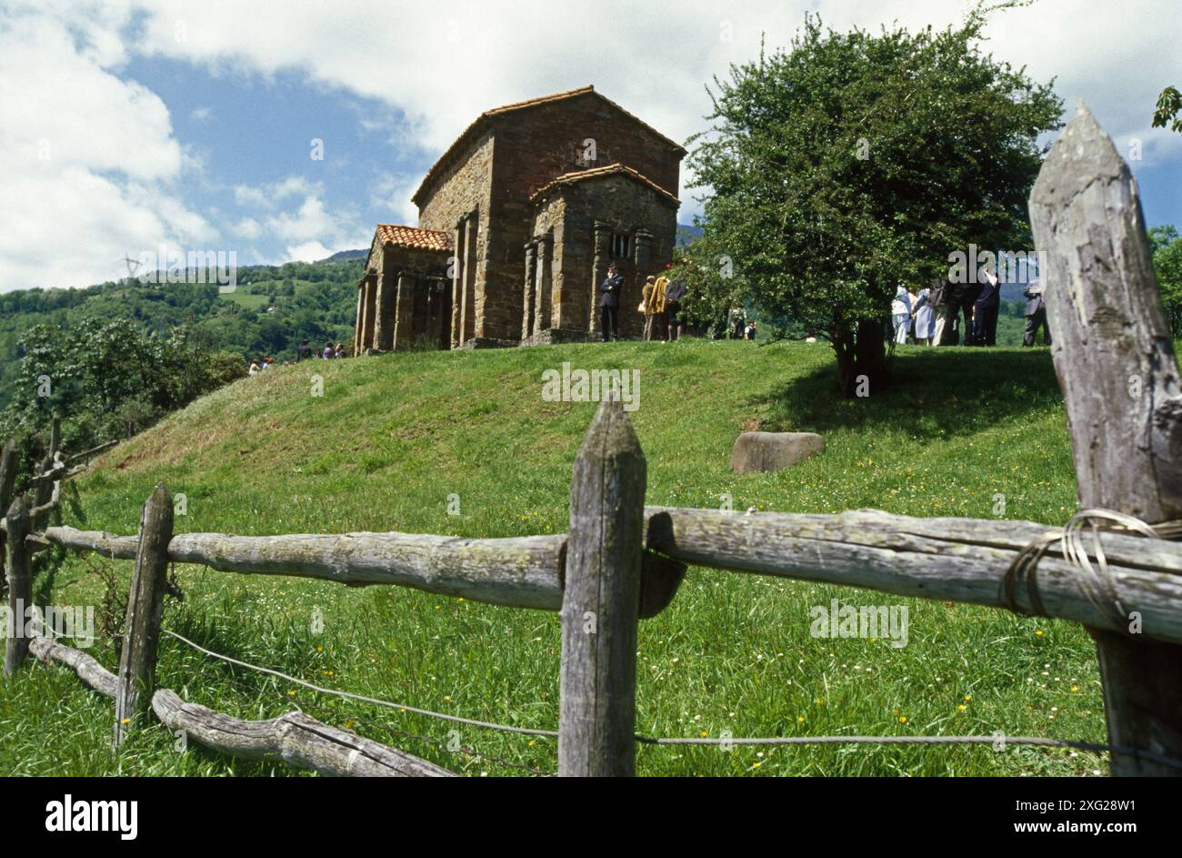 Pre romanesque architecture hi-res stock photography and images - Alamy