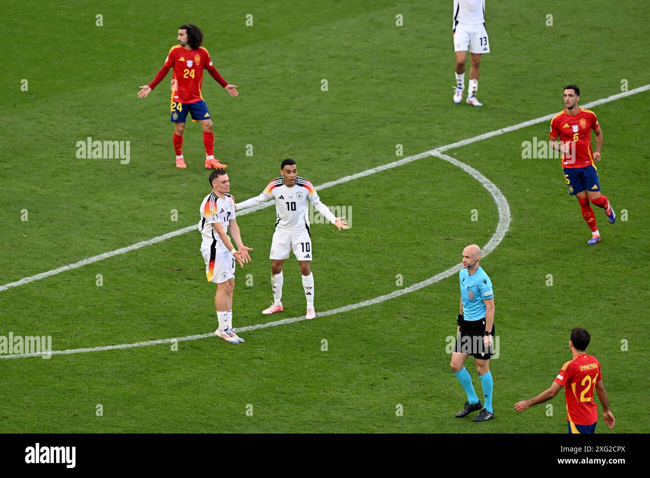 Cucurella handball hi-res stock photography and images - Alamy