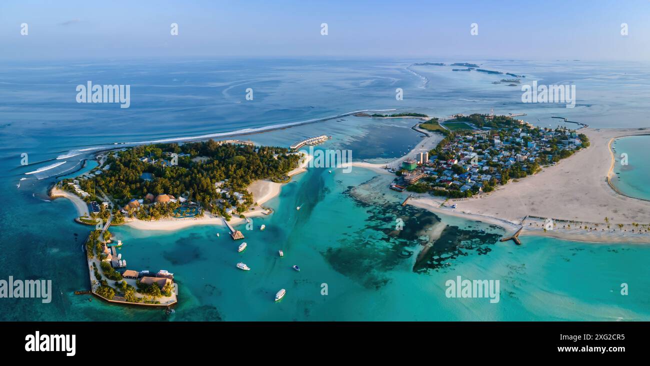 An aerial view of Kandoomaa Fushi (left) and Guraidhoo (right) Islands ...
