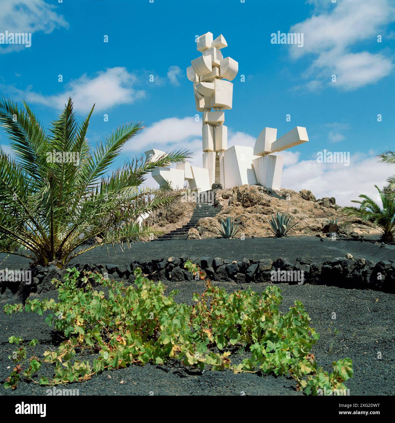 Monumento al Campesino (Monument to the Peasant), by Lanzarote artist ...