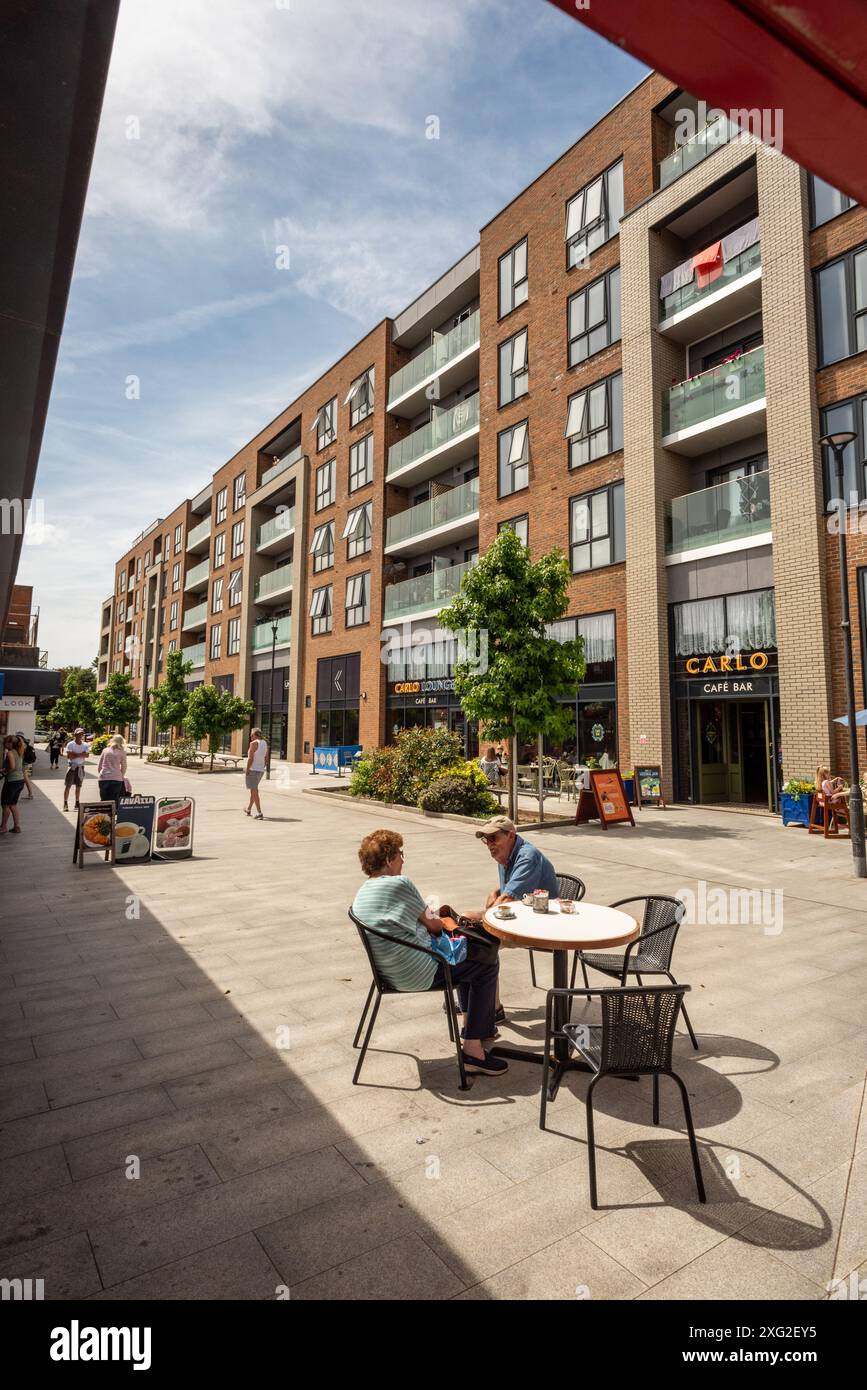 East Grinstead, June 29th 2024: Queens Walk development Stock Photo - Alamy