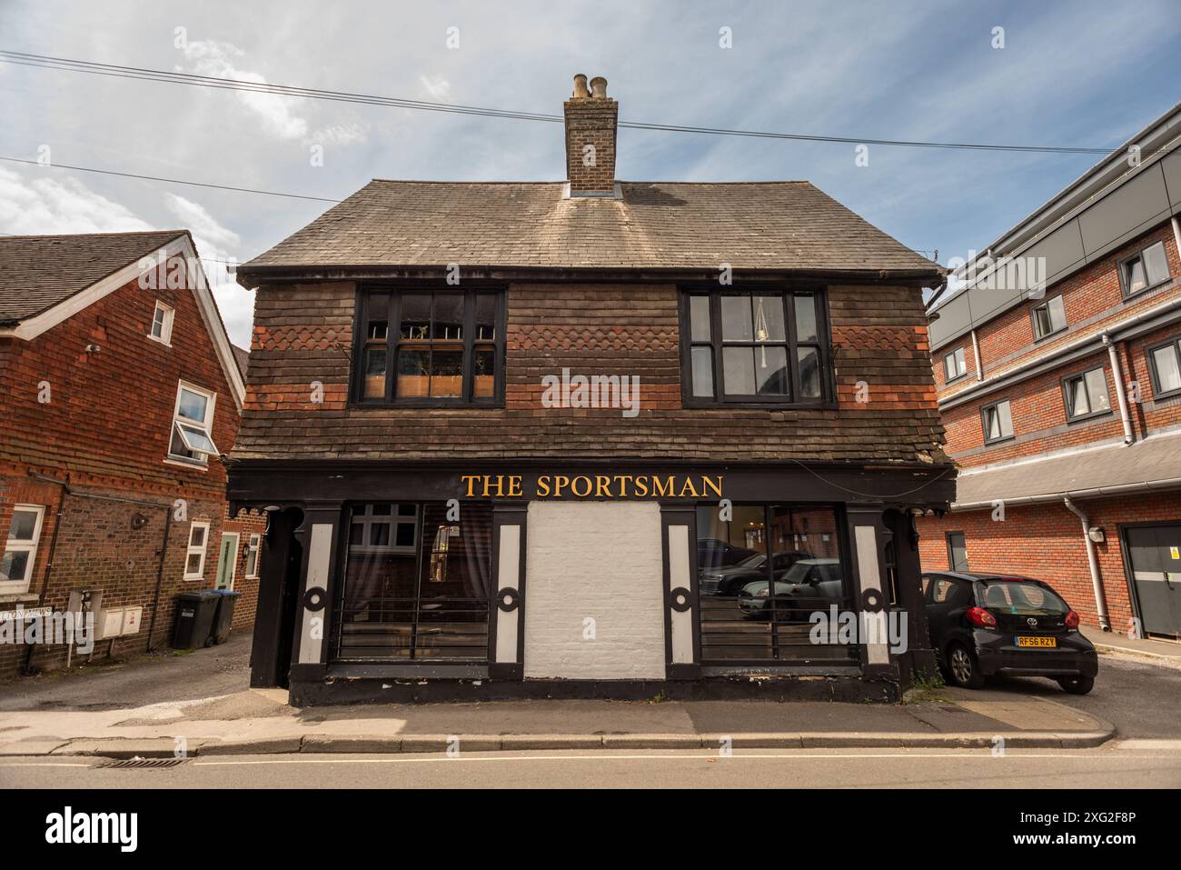 East Grinstead, June 29th 2024: The Sportsman pub Stock Photo - Alamy