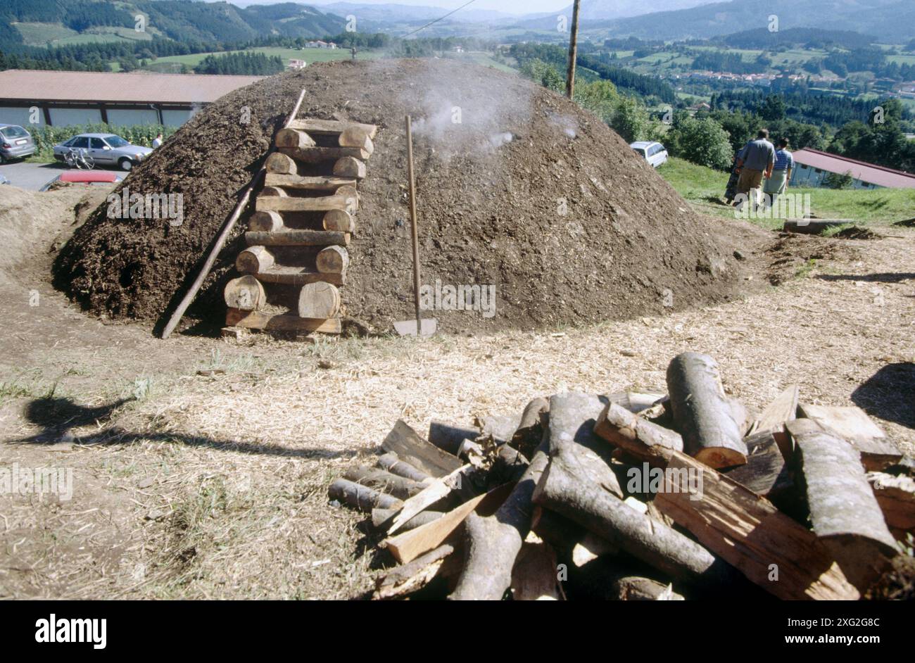 Charcoal kiln kilns hi-res stock photography and images - Alamy