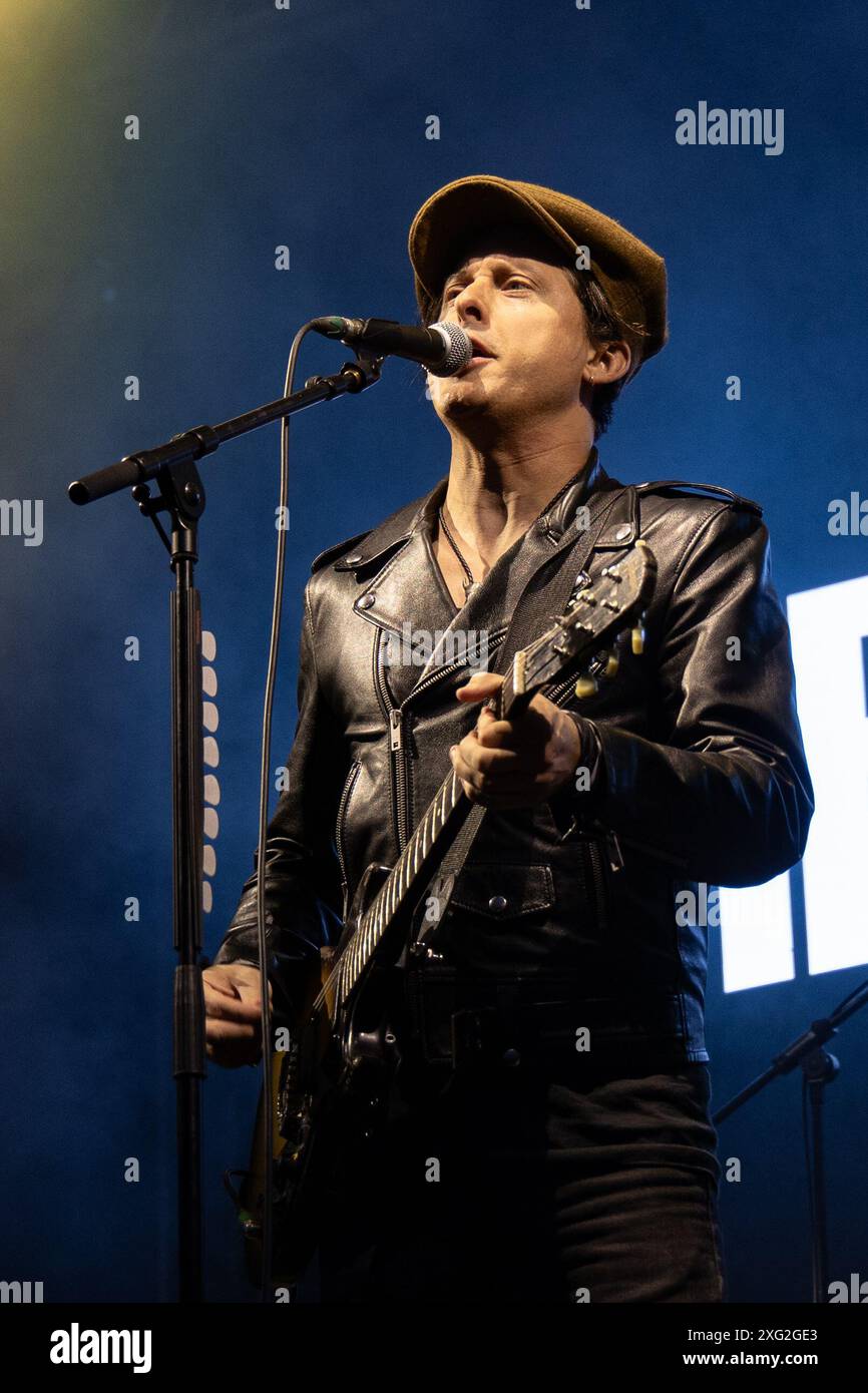 Redcar, UK - The Libertines perform at On The Beach Live at Majuba ...