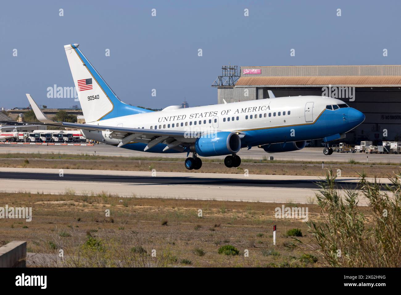 Boeing c 40c hi-res stock photography and images - Alamy