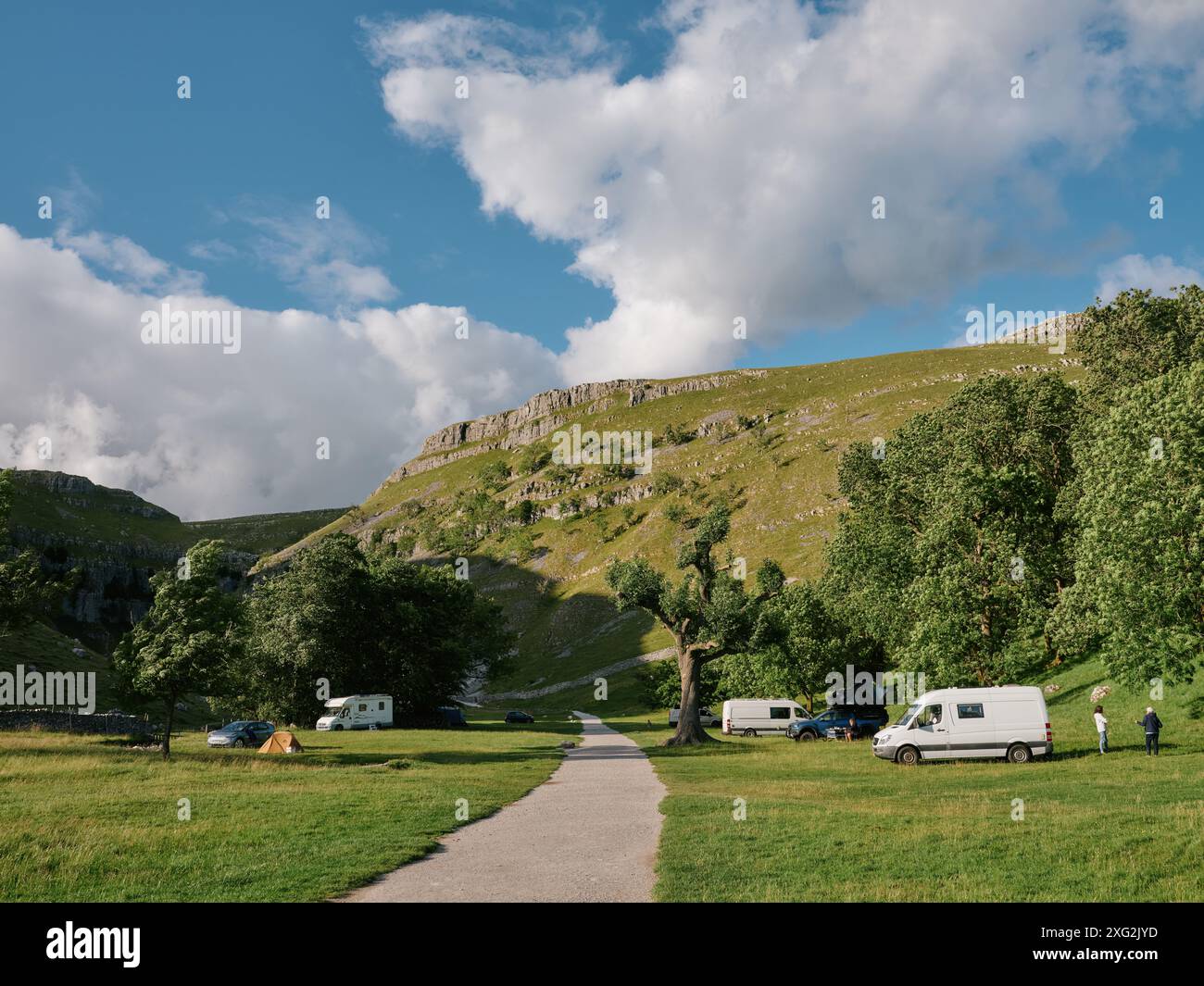 Gordale Scar farm campsite in Malham, Malhamdale, Yorkshire Dales ...
