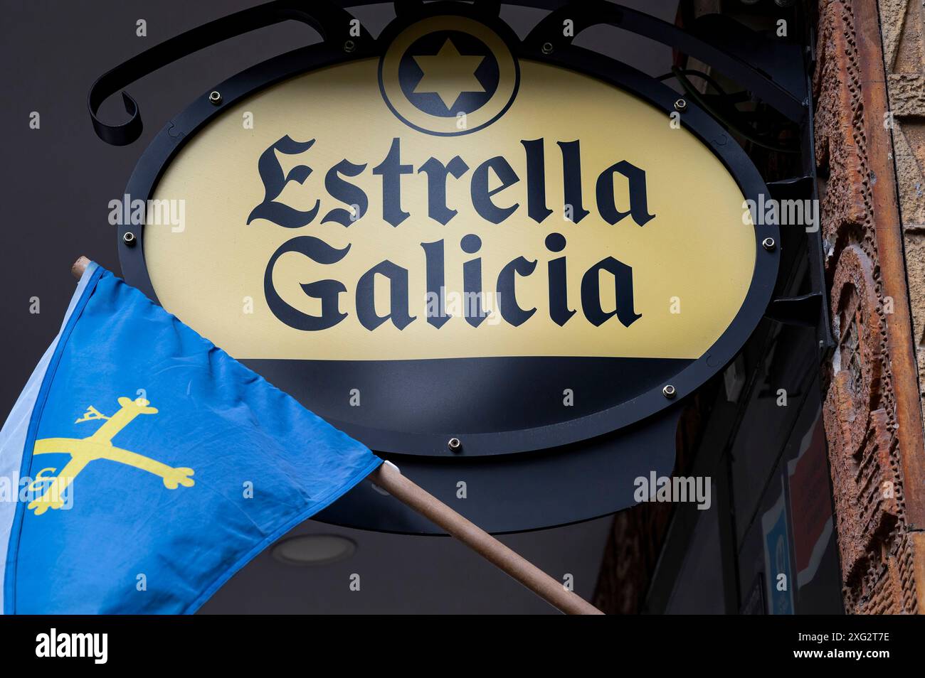 Madrid, Spain. 05th July, 2024. A sign featuring the Spanish pale lager ...